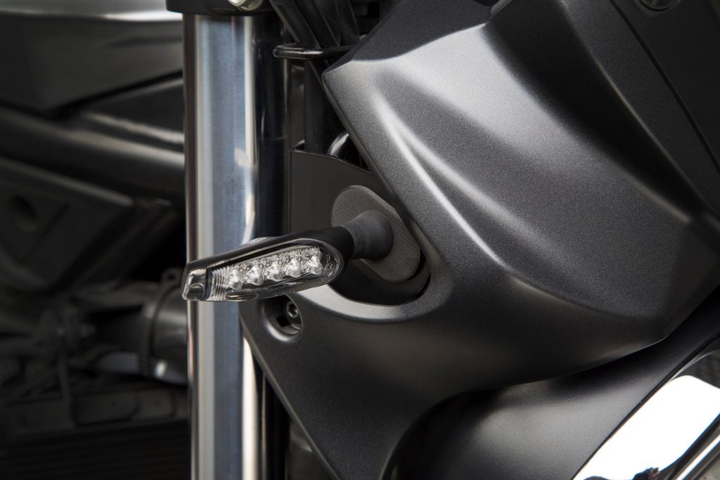2017-19 Suzuki SV650 Front Turn 3D Printed Signal Mount Plates
