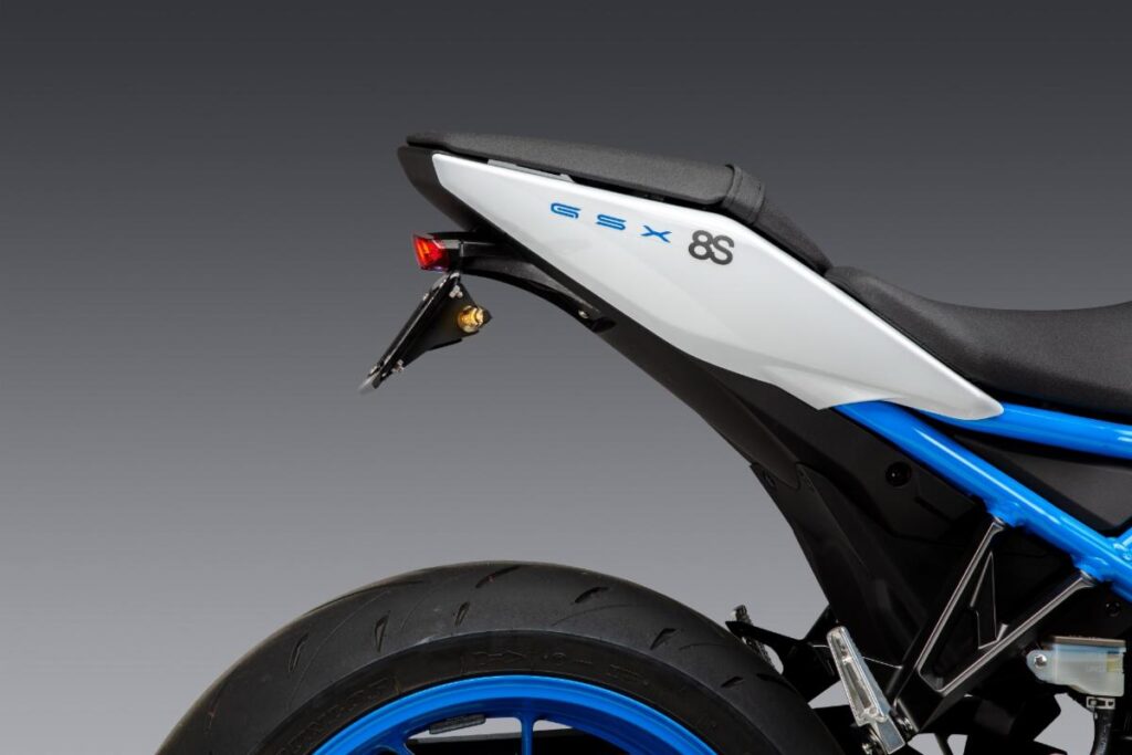 Yoshimura Introduces 2023 Suzuki GSX-8S Fender Eliminator Kit - Motor ...