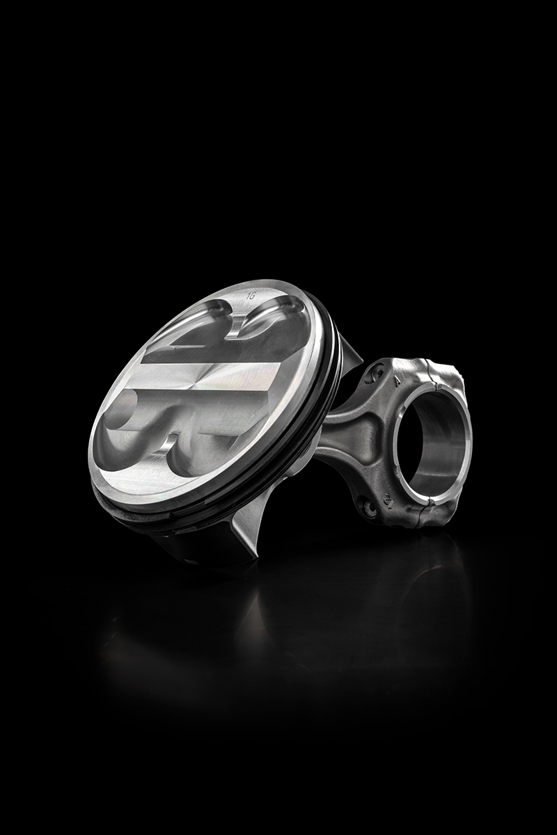 Ducati Superquadro Mono: the new benchmark among single-cylinder road ...